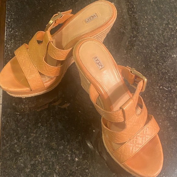 UGG | Shoes | Ugg Hedy Tan Leather Espadrille Wedge 85 | Poshmark